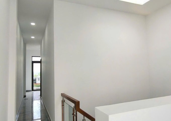 🌿 KHI ĐẾN TUỔI CẦN ỔN ĐỊNH, NGƯỜI TA KHÔNG CÒN TÌM NHÀ ĐẸP NHẤT – MÀ ...